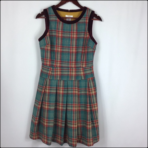 Esley | Dresses | Esley Medium | Poshmark